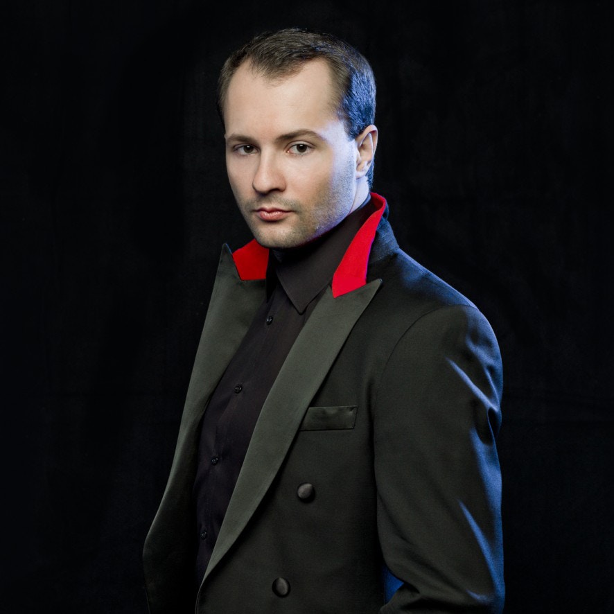 Valentyn Valentiyev: biography, videos - medici.tv