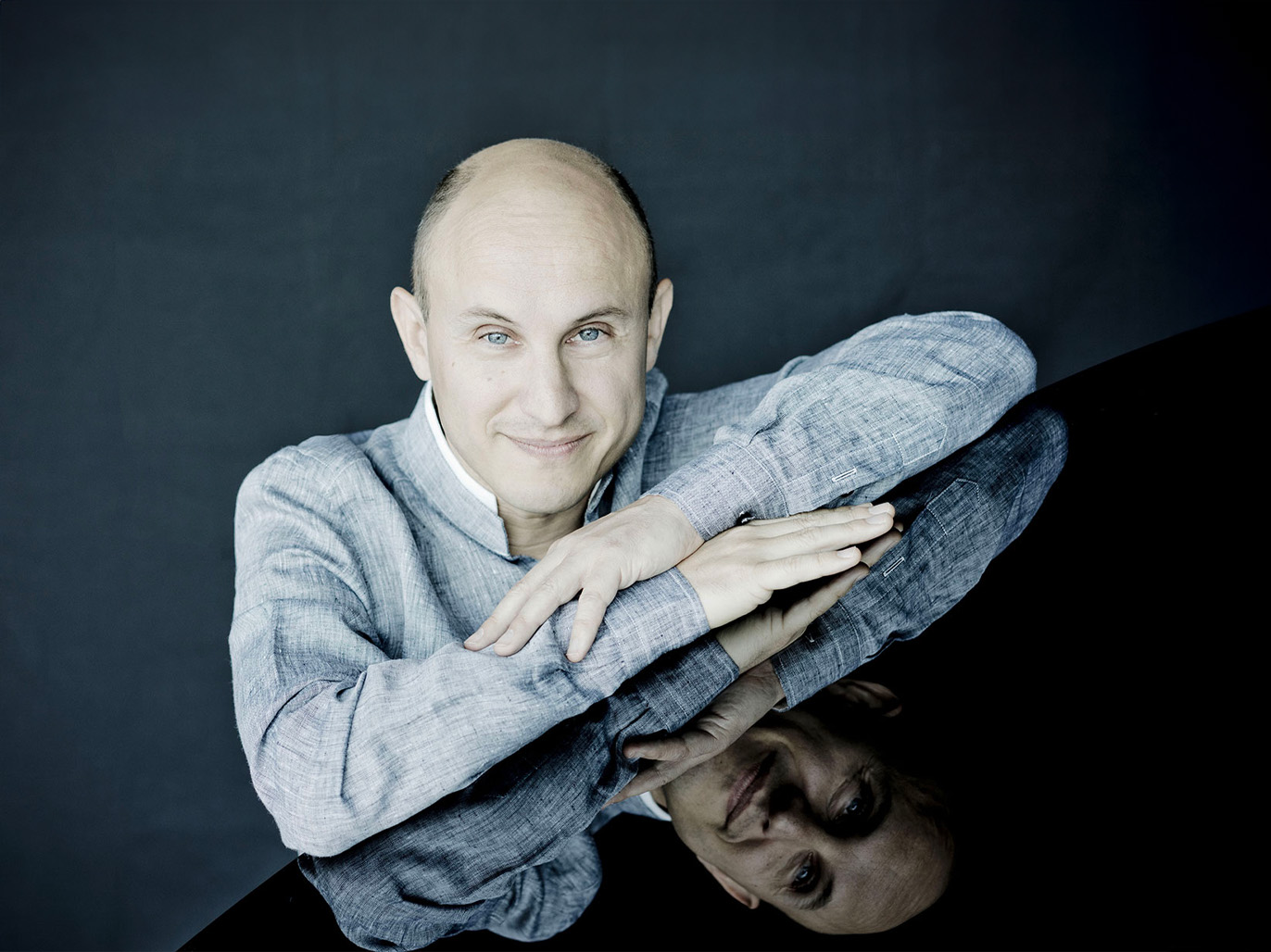 Nelson Goerner performs Rachmaninov's Piano Concerto No. 3 with Fabio ...