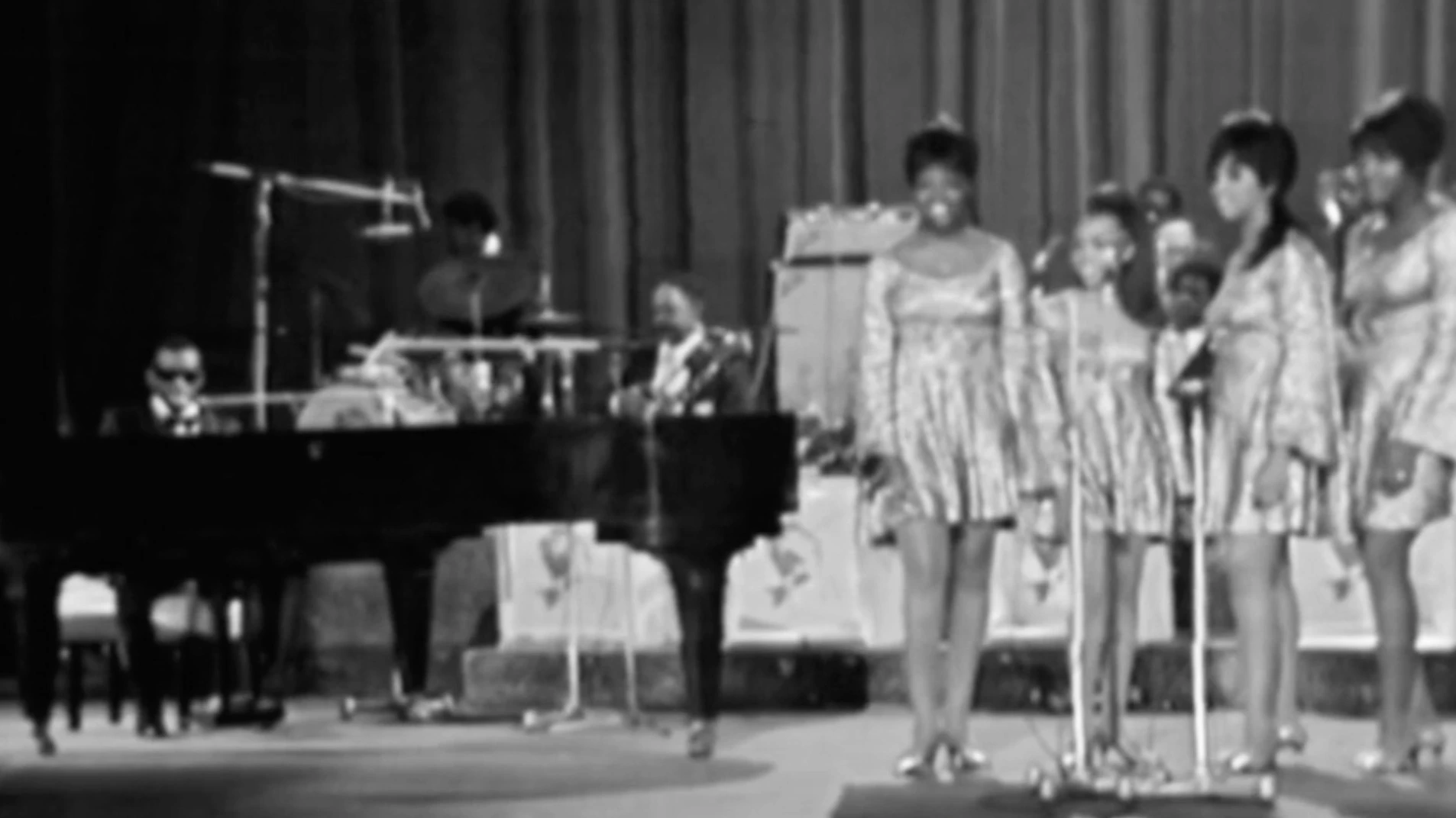 Ray Charles & Orchestra Live in Paris (Part II)